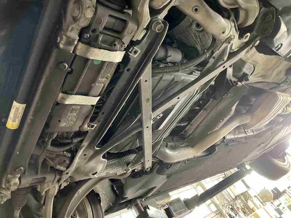 アウディ A5ｽﾎﾟｰﾂﾊﾞｯｸ B8 DSG・ﾒｶﾄﾛ修理 ﾄﾗﾝｽﾐｯｼｮﾝ異常 警告灯 茨城県水戸市自動車整備修理工場アールプランニング ...